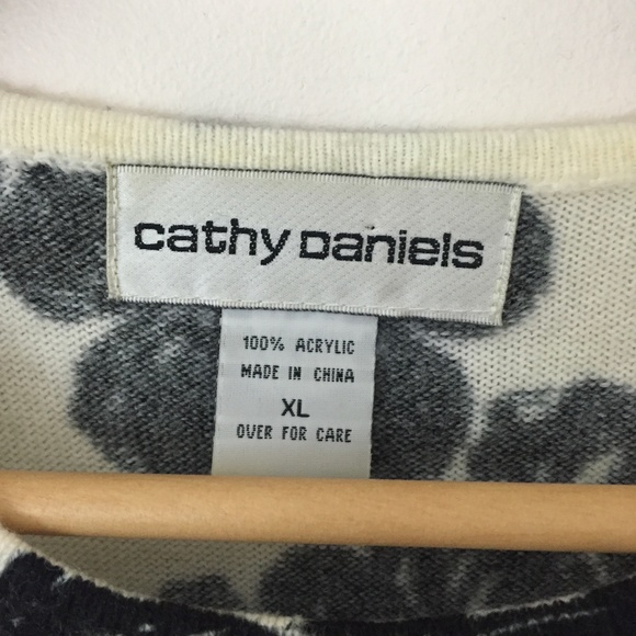 Cathy Daniels | Sweaters | Cathy Daniels Wool Hibiscus Floral Sweater ...